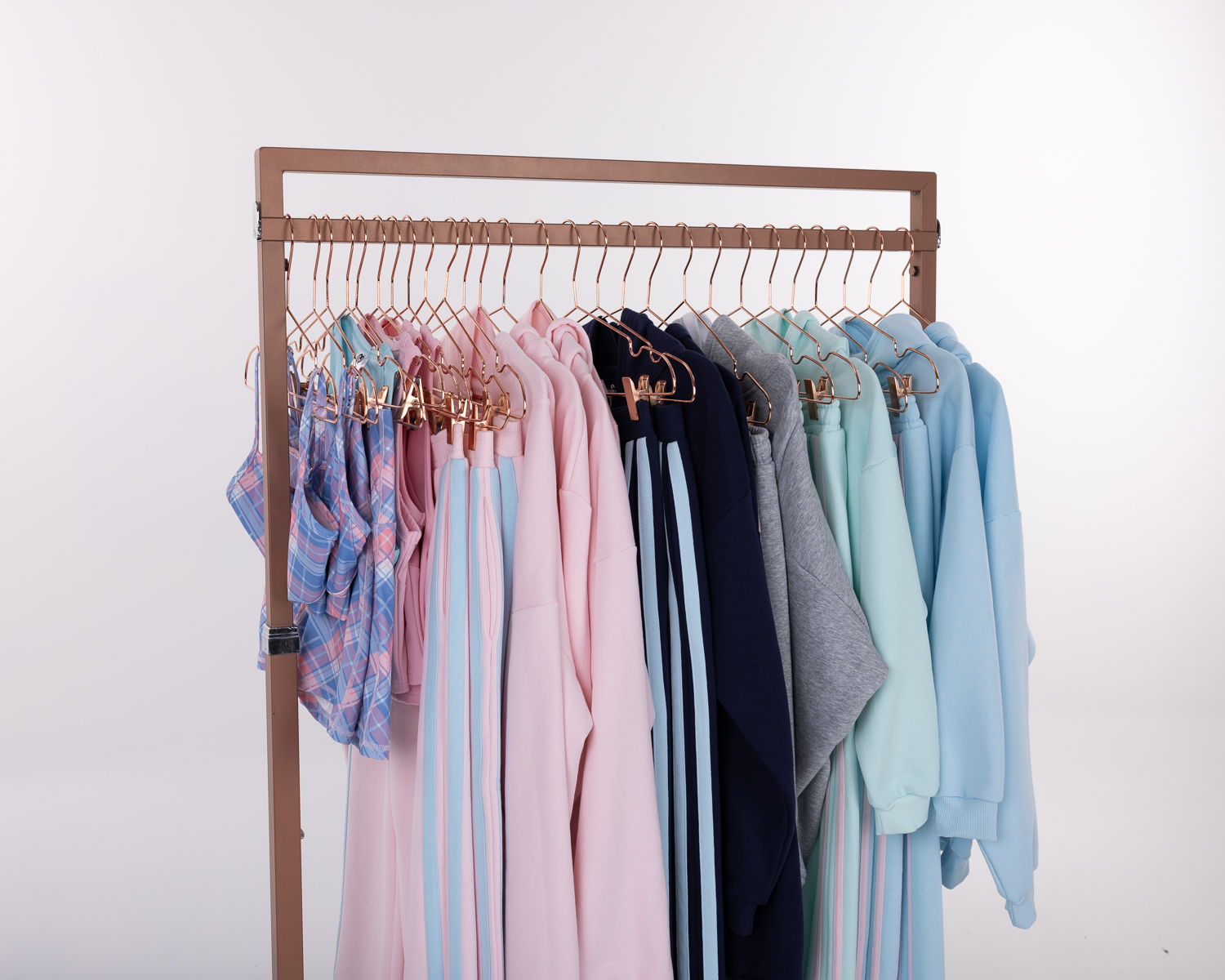 Preppy Edit – Claudia Dean World